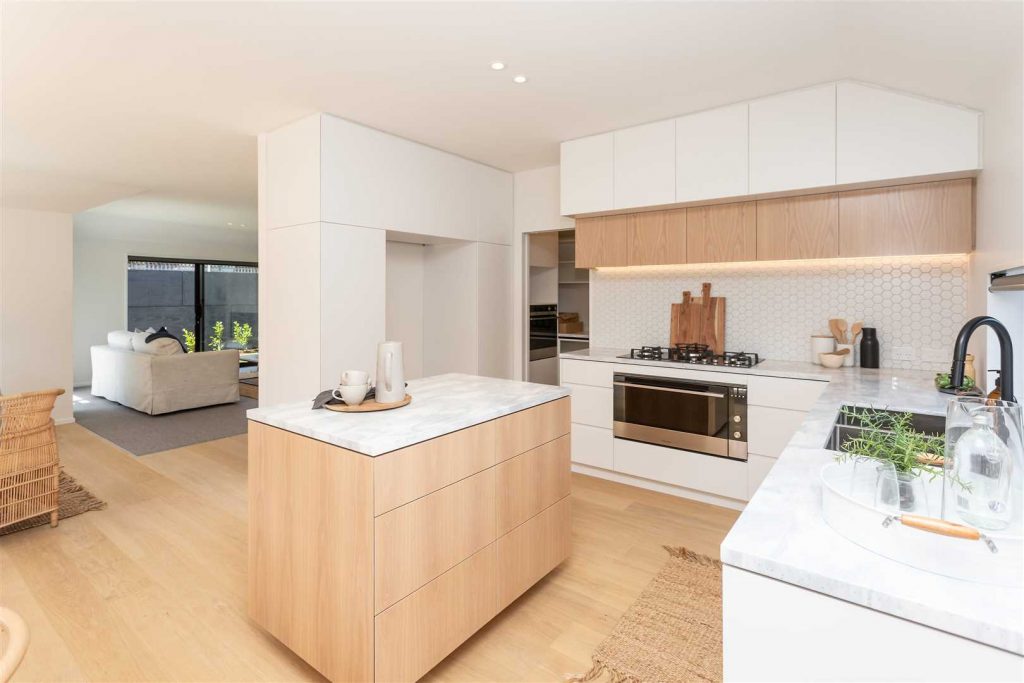 Gallery | Platinum Tops :: Specialists in 100% Acrylic Bench Top ...